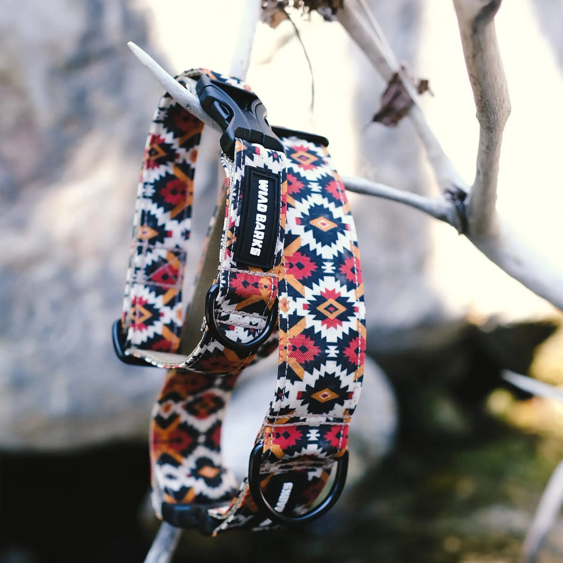 COLLARS – WILD BARKS