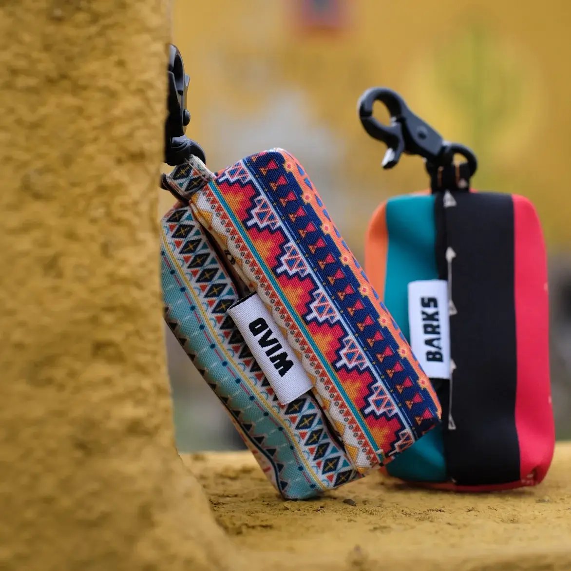 POOP BAG HOLDERS – WILD BARKS